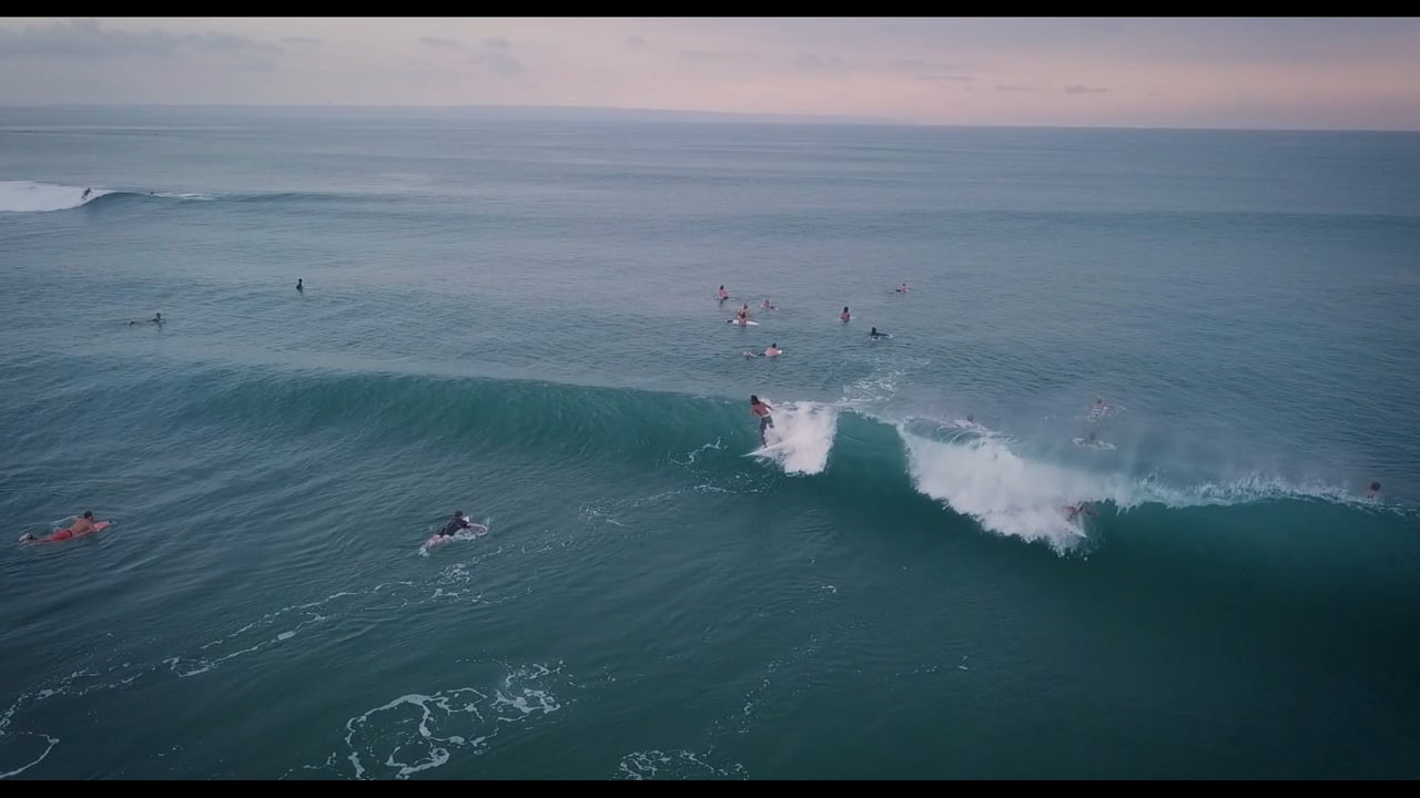 Surf’s Up at Echo Beach | aquasport.tv